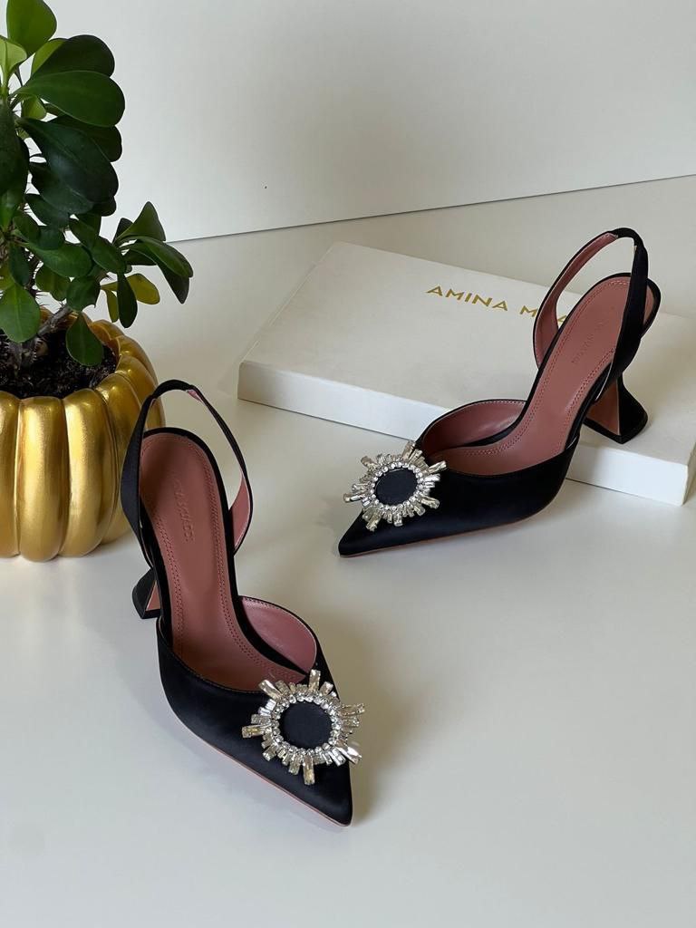 Design Embellished satin slingback pumps - Dubai Fashion LUX